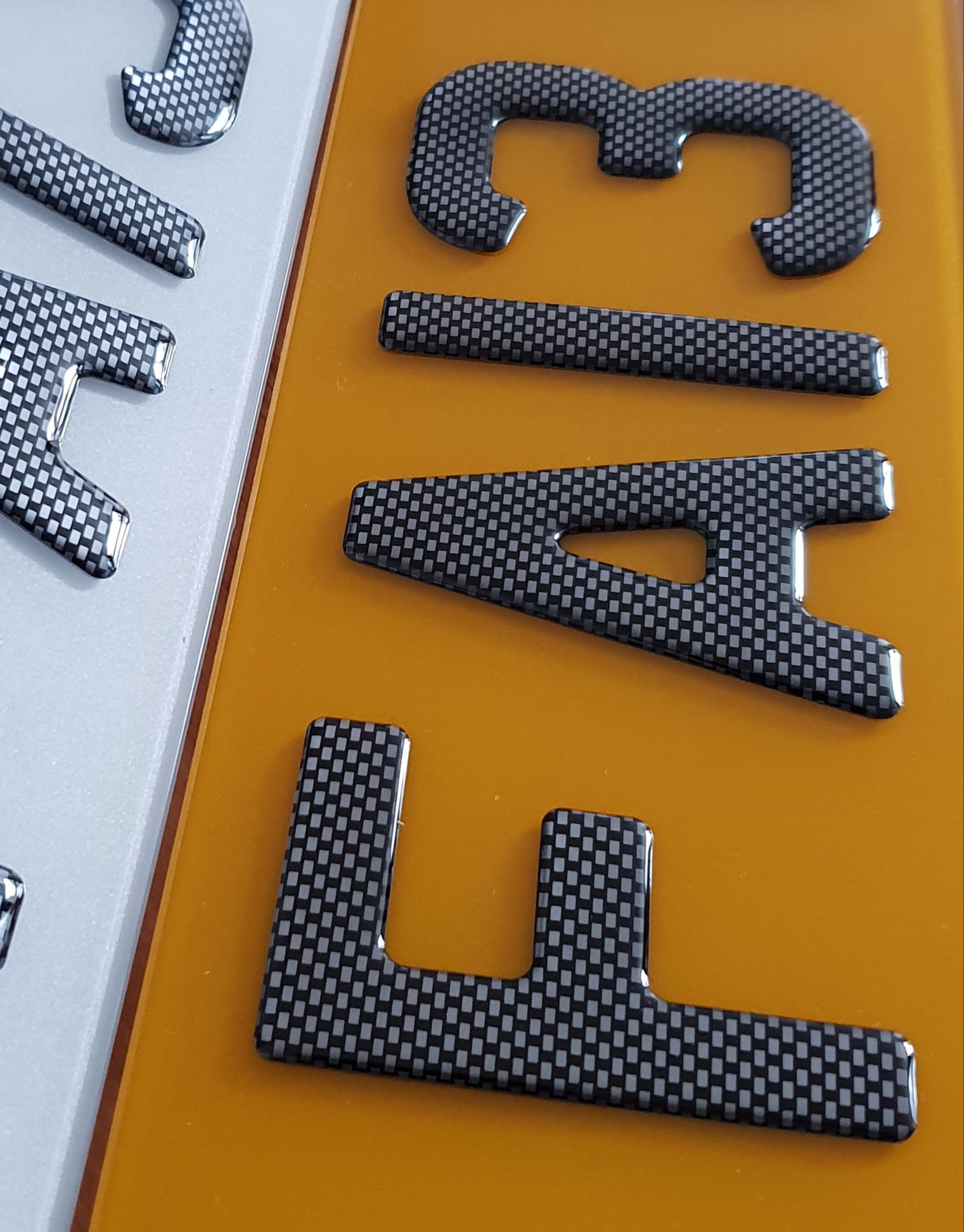 3D CARBON GEL SHOW NUMBER PLATES – PLATES MAKER LTD